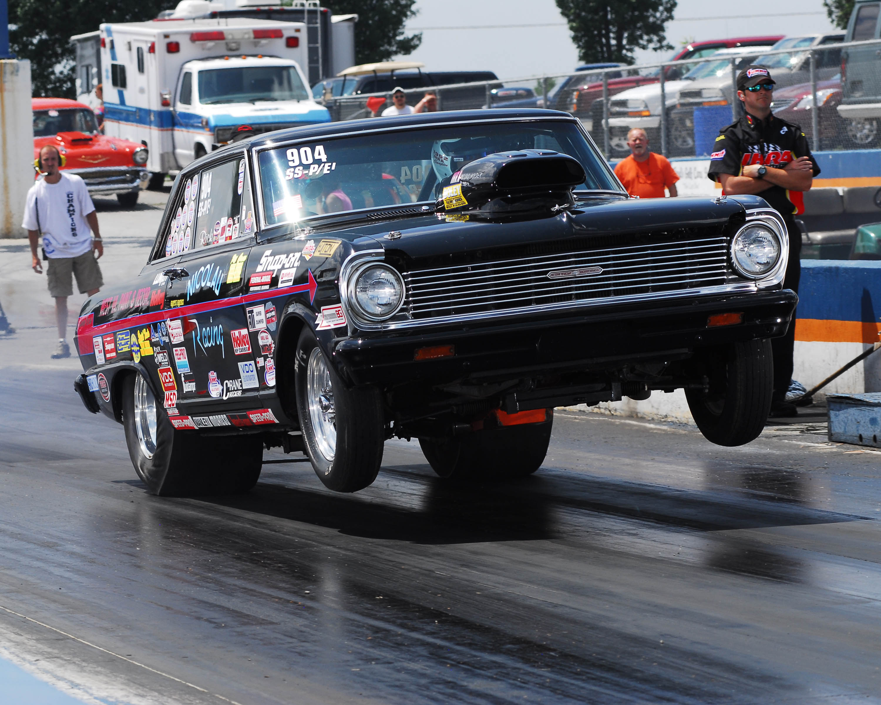 Drag Race Central | Presented by Summitracing.com
