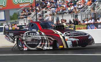 Manzo Scores 200 NHRA Win