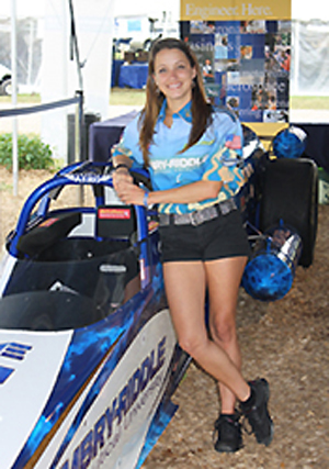 Elaine Larsen to Take on New Team Driver