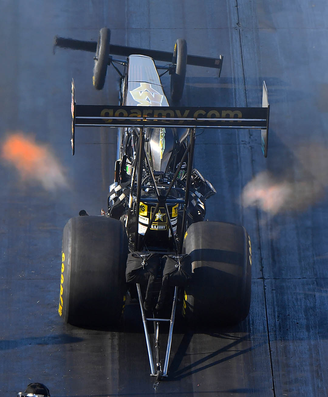 Drag Race Central | Presented by Summitracing.com