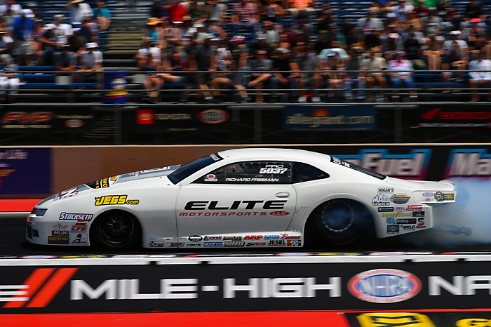 DENVER -Through the Lens of Ron Lewis