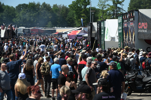 EPPING - Sellout Crowd Announced at New England Dragway